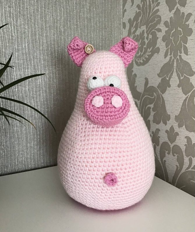 Sturdy Potato Pig Door Stop Crochet Pattern | Cottontail & Whiskers