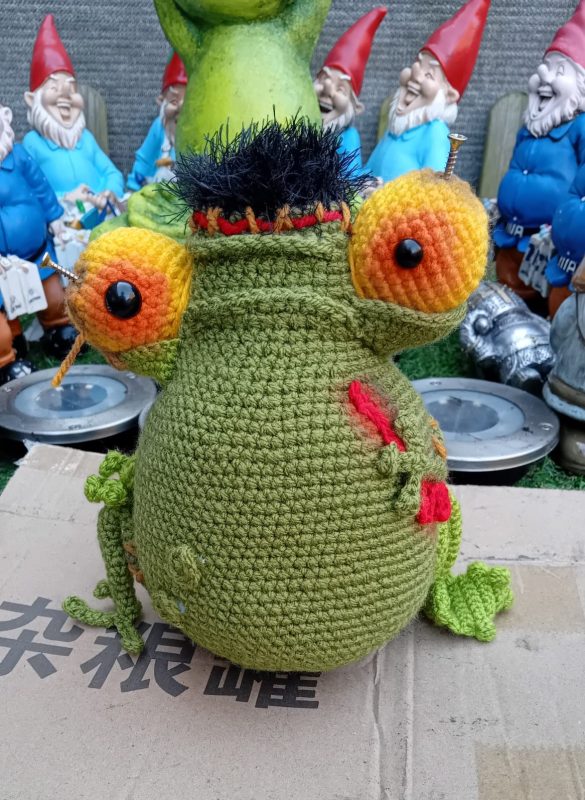 Horror Fun Toad Halloween Crochet Patterns Amigurumi Dolls
