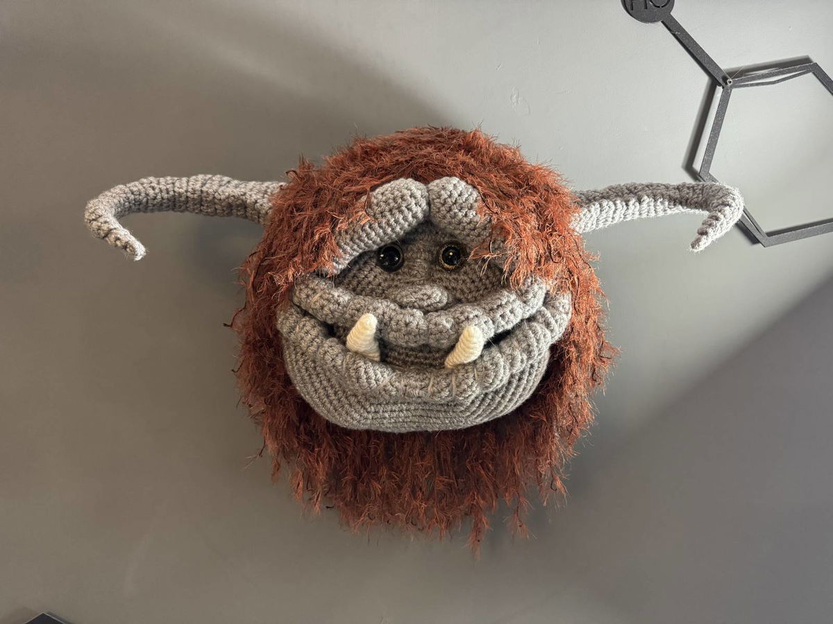 BIG Amigurumi Monster Head Ludo Crochet Pattern | Cottontail & Whiskers